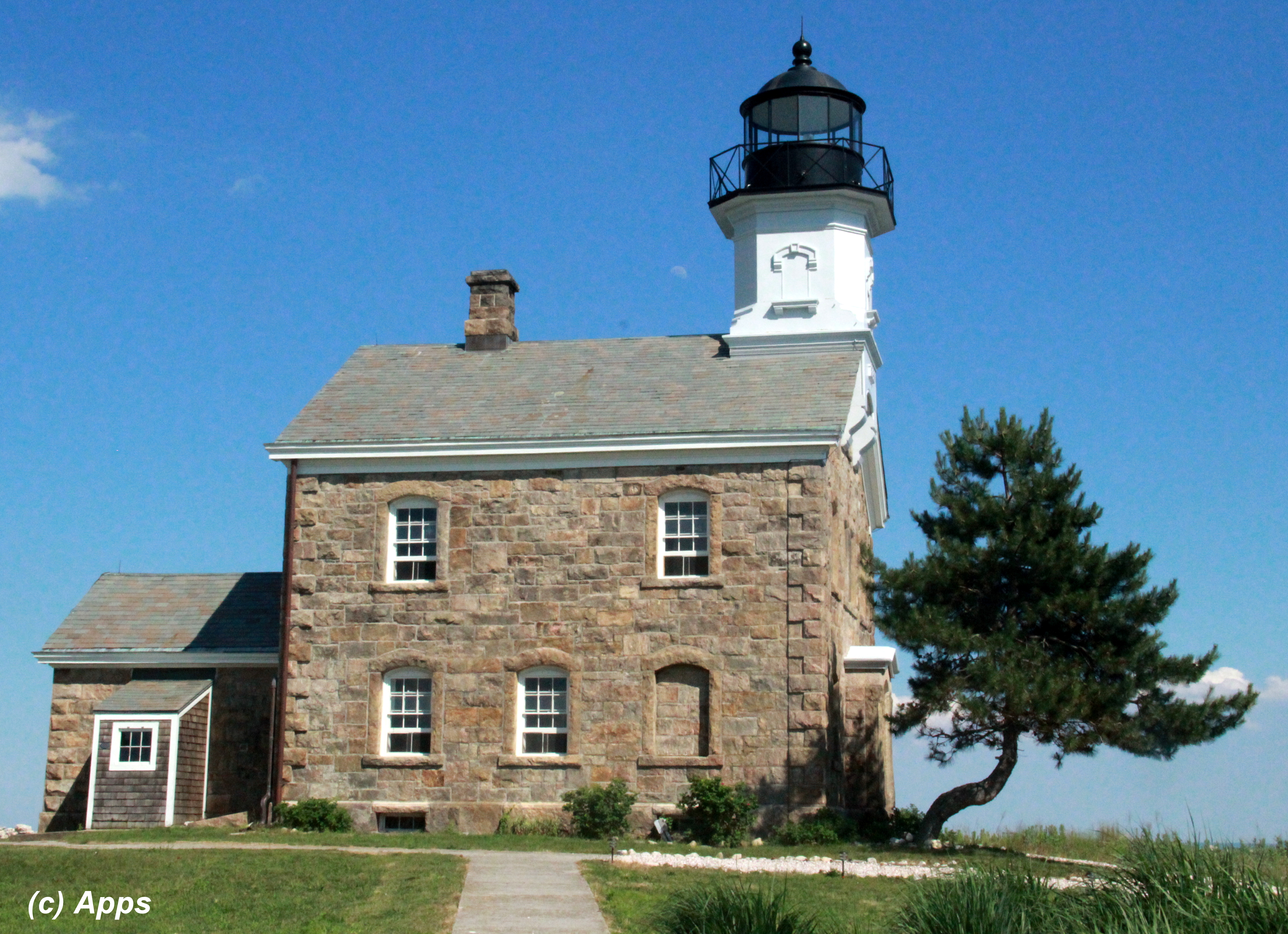 Beacons of Fire: Sheffield Island Lighthouse – Galavant Reflections
