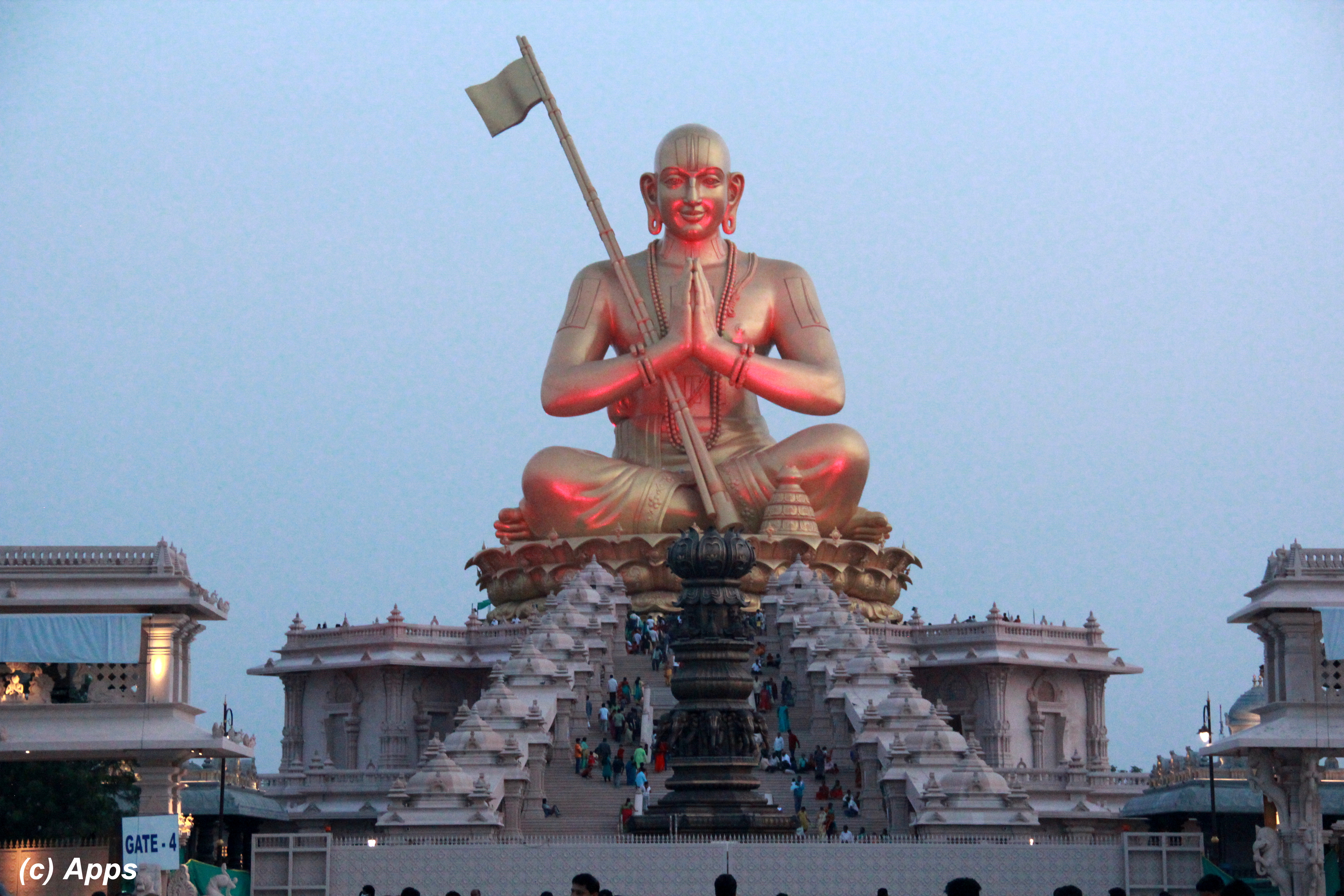 Splendid Structures: The Statue of Equality – Galavant Reflections
